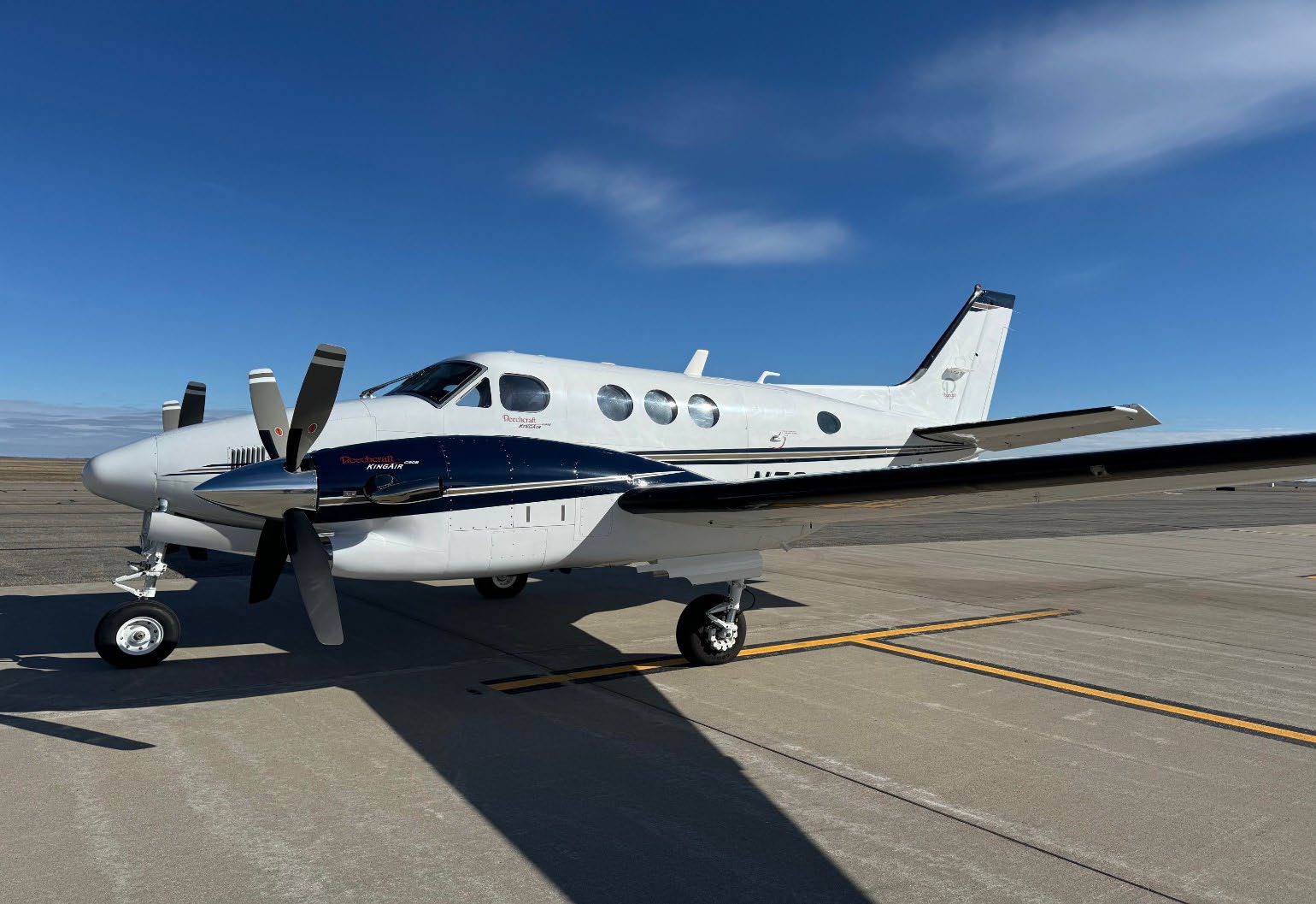 1998 KING AIR C90B - LJ-1509 | N769GR - Blackhawk Aerospace